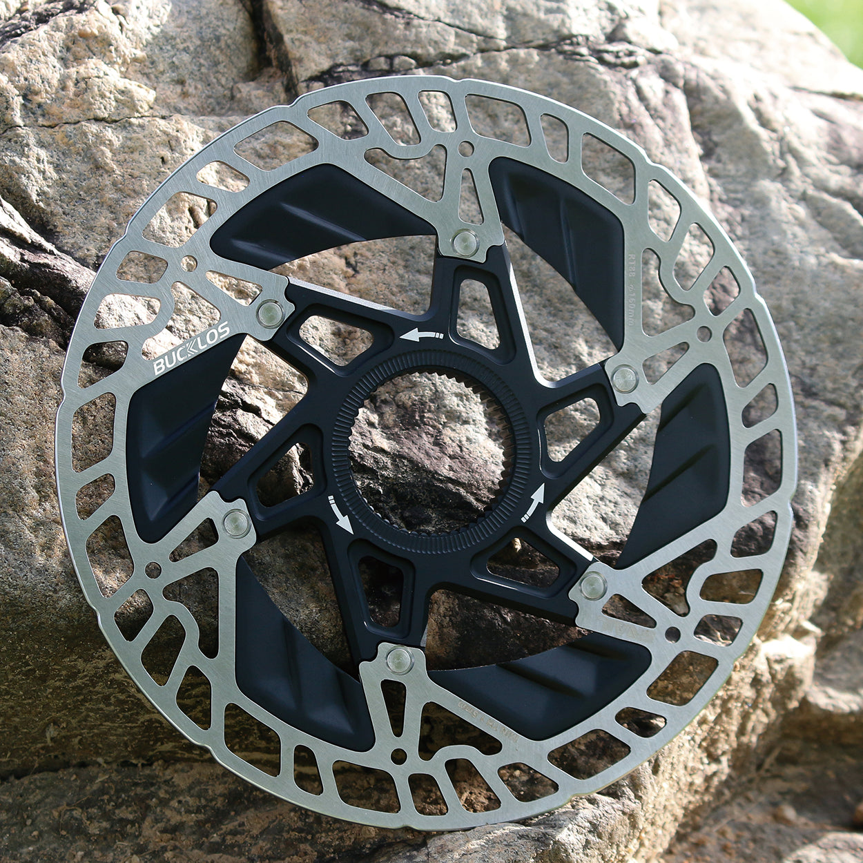 BUCKLOS Cycling: High Quality Suspension Fork, Carbon Wheels...